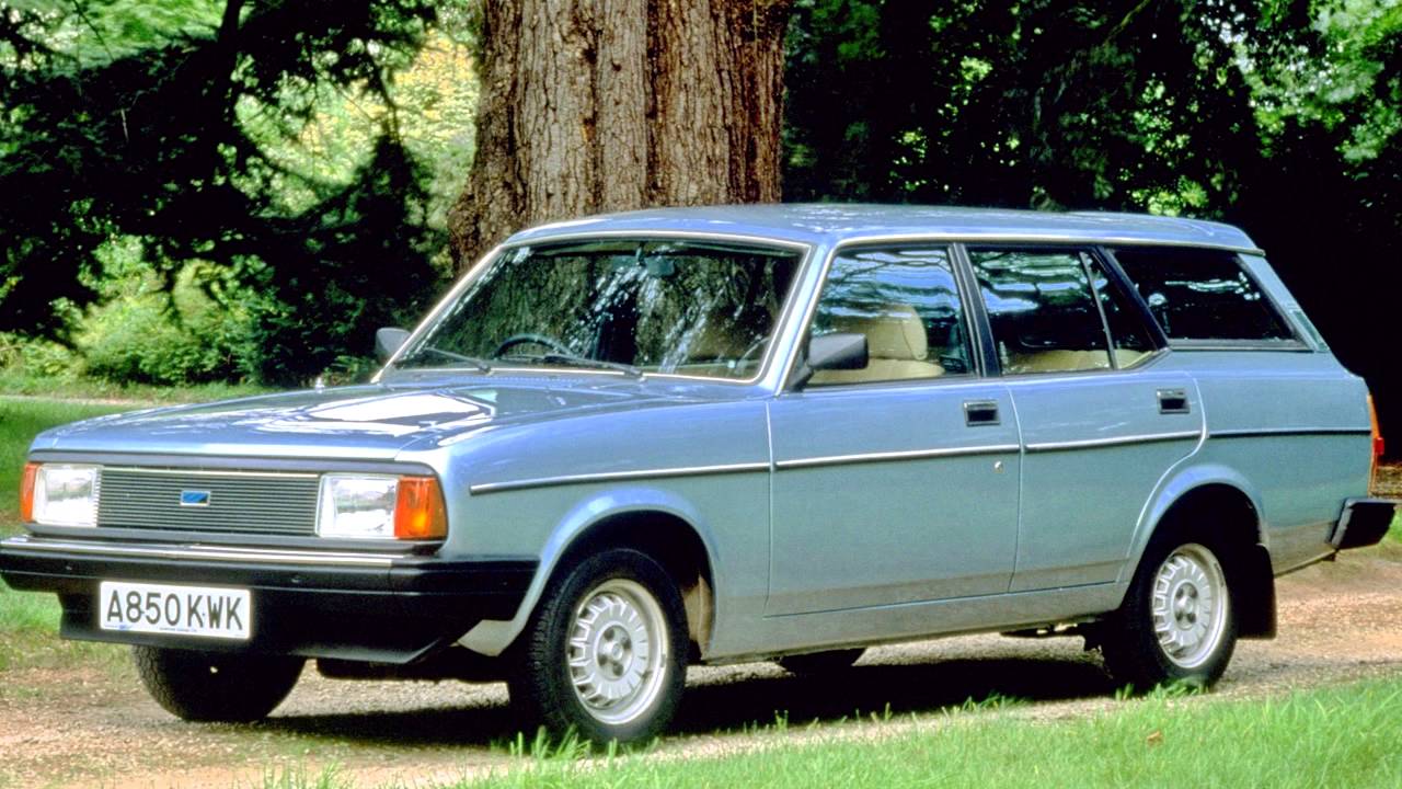 The extraordinary Marina – Cars Forgotten – Stories